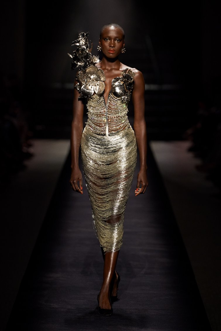 Maison Schiaparelli Haute Couture Fall Winter Collection 2022 23 22