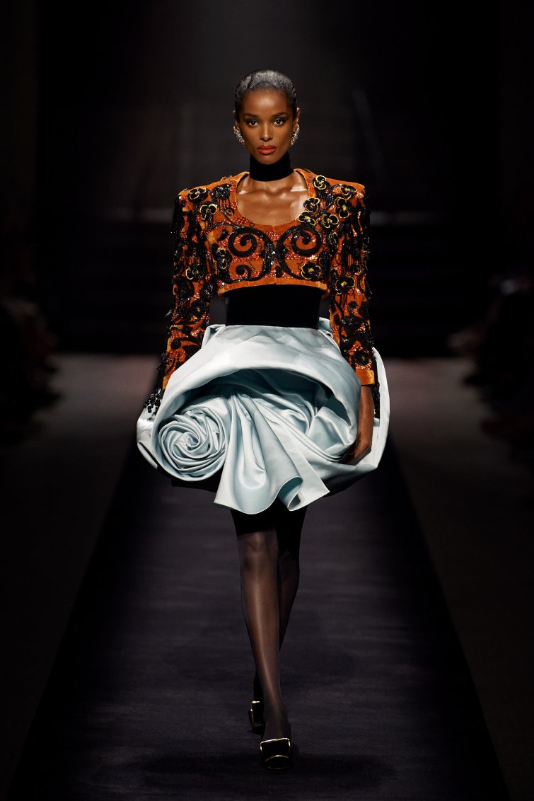 Maison Schiaparelli Haute Couture Fall Winter Collection 2022 23 25